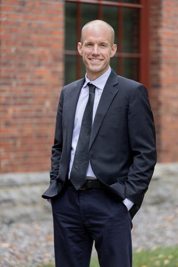 Mackenzie Fox | Nave Law Firm